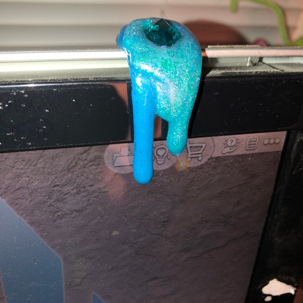 Dripping Mini Shelf and Desk Decoration, Crazy & Futuristic Design ...