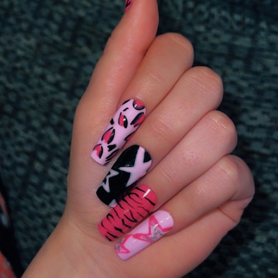 Early 2000s Scene Queen Nails - Etsy