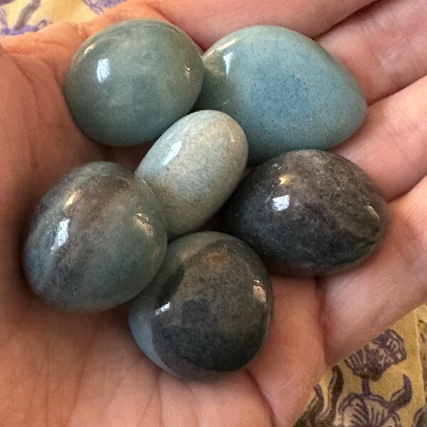 Large Yooperlite Sphere, Emberlite UV Fluorescent Sodalite Polished ...