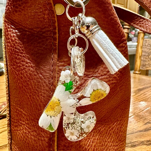 Custom Purple Flower Resin Keychain, Personalized Pressed Dried Floral ...