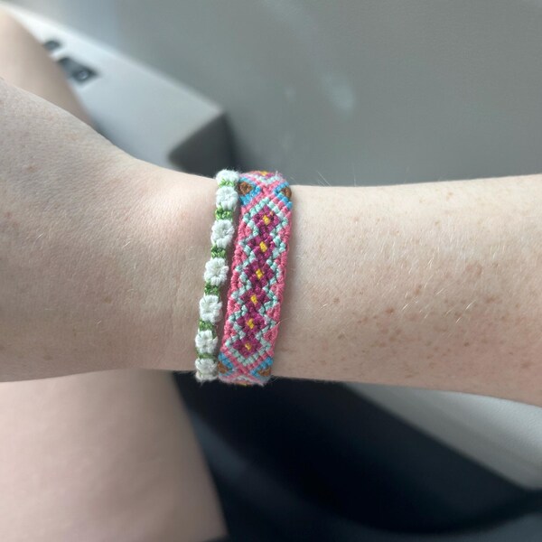 Customisable Knotted Flower String Anklet - Etsy