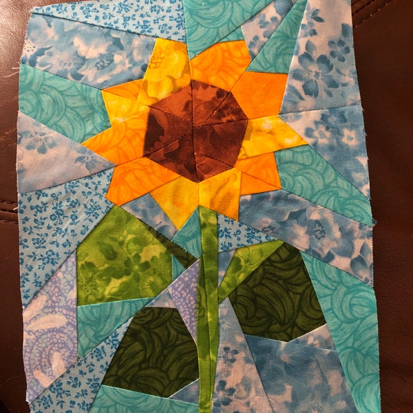 Sunflower Paper Pieced Quilt Block Pattern - 2 Sizes! - Etsy