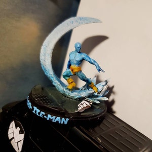 Raven Queen 32mm Scale Alien Miniature RPG Sci Fi Cyberpunk Role ...