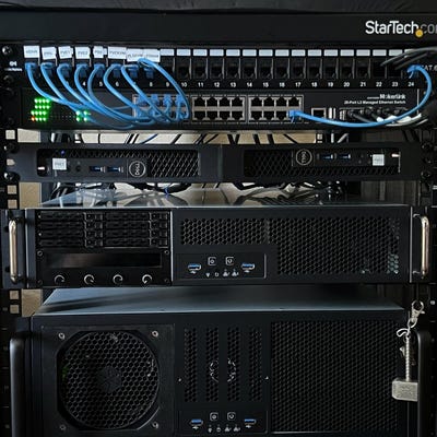 Ubiquiti Unifi Switch 8 150W Center Rack Mount - Etsy