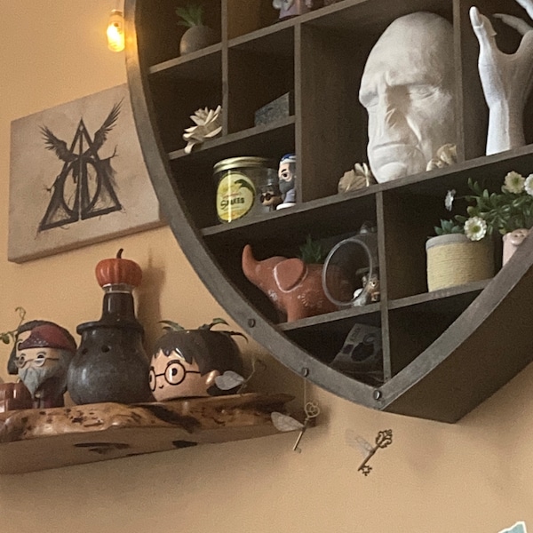 Magical Flying Keys! Christmas Tree Winged Keys, Magic Party Decor ...