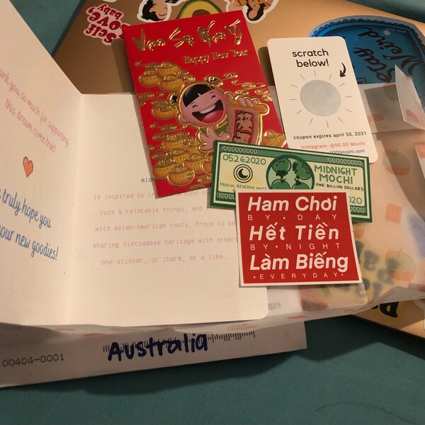 Ham Choi Het Tien Lam Bieng | Vietnamese Motto Sticker | Red ...