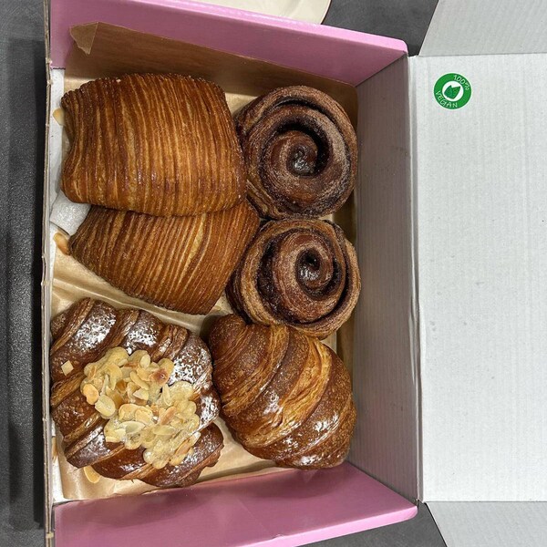 Handmade Vegan Cookie Box, Cookies, Biscuits, Mix Cookies - Etsy UK