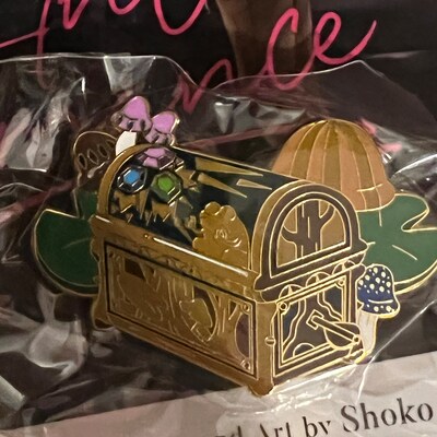 Amphibia Calamity Box Music Chest Enamel Pin - Etsy