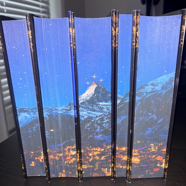 ACOTAR Velaris Special Edition Book Set | A Court of Thorns and Roses ...