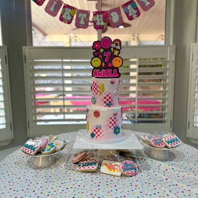 Teen Preppy Aesthetic Smile Rainbow Lightning Bolt Checkered Party ...