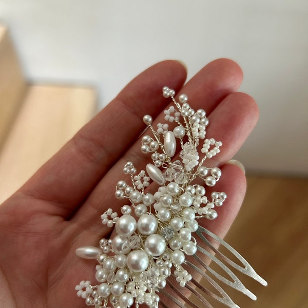 Abigail Comb, Pearl Bridal Hair Comb, Wedding Hair Accessory, Hairpiece ...