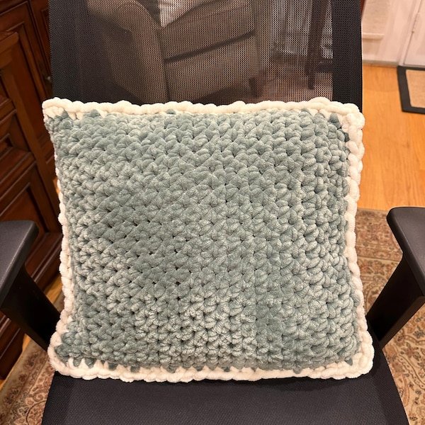 Chunky Crochet Pillow PDF Pattern, Jumbo Soft Pillow, Comfy Crochet ...