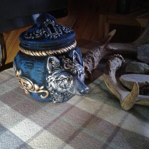 Wolf Head Apothecary Jar Potion Bottle / Gothic Home Decor Wiccan Altar ...