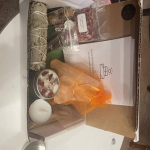 Full Moon Gift Box Gift Set With Rose Essential Oil - Etsy