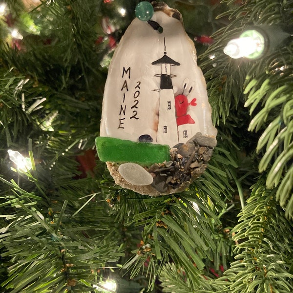Hand Painted Maine Scallop Shell Ornament - Maine Lobsters Toasting Red ...