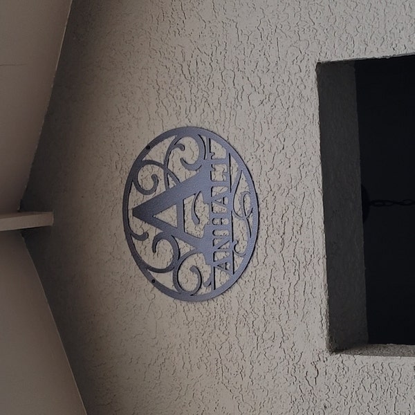 Round Personalized Metal Monogram Sign. Wedding Gift. Family Name Sign ...