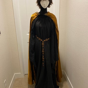 Long Maroon Red Renaissance Chemise Style Dress Puff Sleeve Shoulder ...