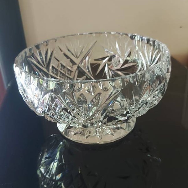 Crystal Vase, V Shaped Wide Rim Vase Decorative Diamond Patterns ...