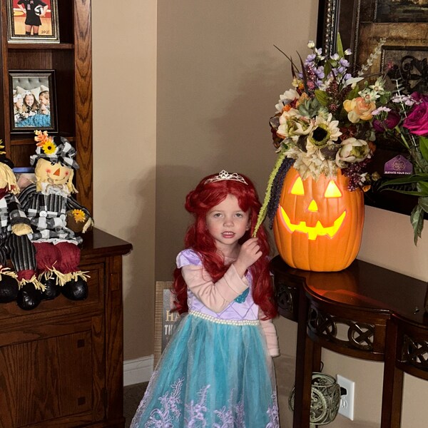 Skull Skeleton Totem Pole, Purple and Pink Flowers, Gothic Decor ...