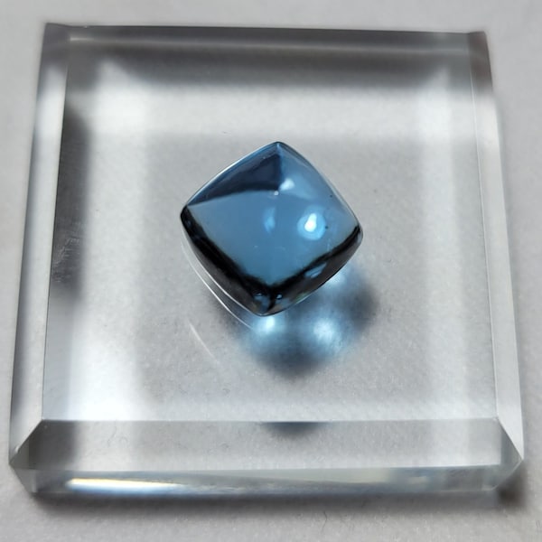 11.23mmx11.23mmx8.40mm Natural London Blue Topaz Sugarloaf Cabochon ...