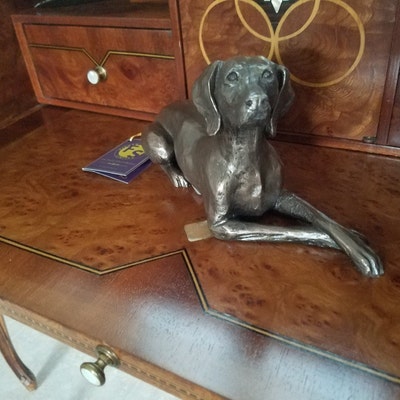 Bronze Laying Weimaraner Figurine by Harriet Glen, Heavy Weight, 23cm ...
