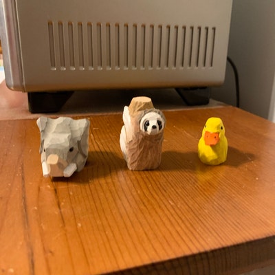 Sloth Figurine Statue Decor Small Animal Sculpture Art Wood Carving ...