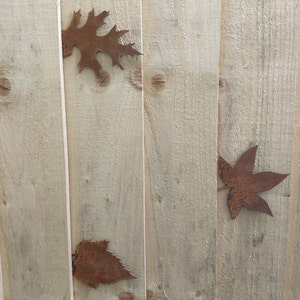 Set of Rusty Metal Leaves / Rustic Leaf Garden Decor / Autumn Garden ...
