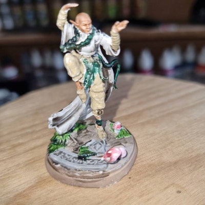 Dfm Halfling Bard Miniature on Barell Miniature Dungeons and Dragons ...