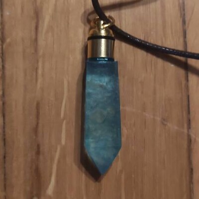 Disney's Atlantis the Lost Empire Kida Crystal Handcrafted Glowing ...