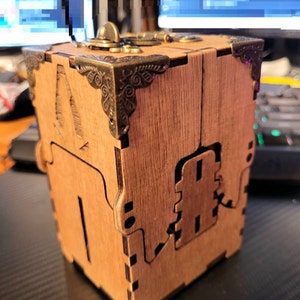 Handmade Wooden Twist Lock Storage Box Rustic Dice Box Small Trinket ...