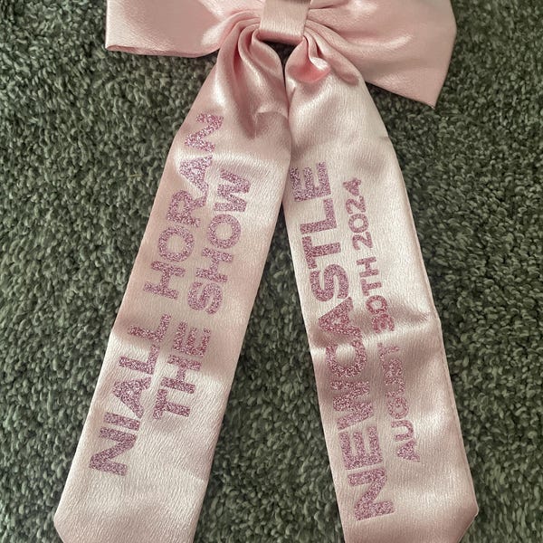 NIALL HORAN Inspired Tour Bow FASTSHIPPING Bff Birthday Gift - Etsy