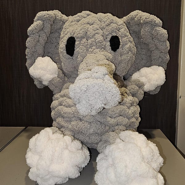 Fingerknit Chunky Elephant Plushie Pattern With Video Tutorial Elephant ...