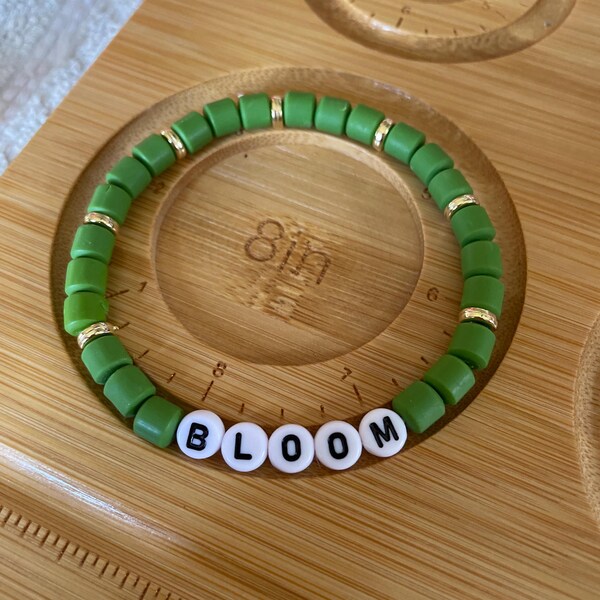 10mm Clear and Green Large Alphabet Letter Acrylic Bead/ Round Letter ...