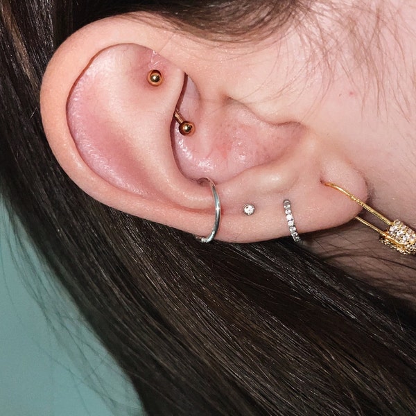 SNUG HOOP • Snug Earring • Cartilage Twist Hoop • Gold Hoop Earrings ...