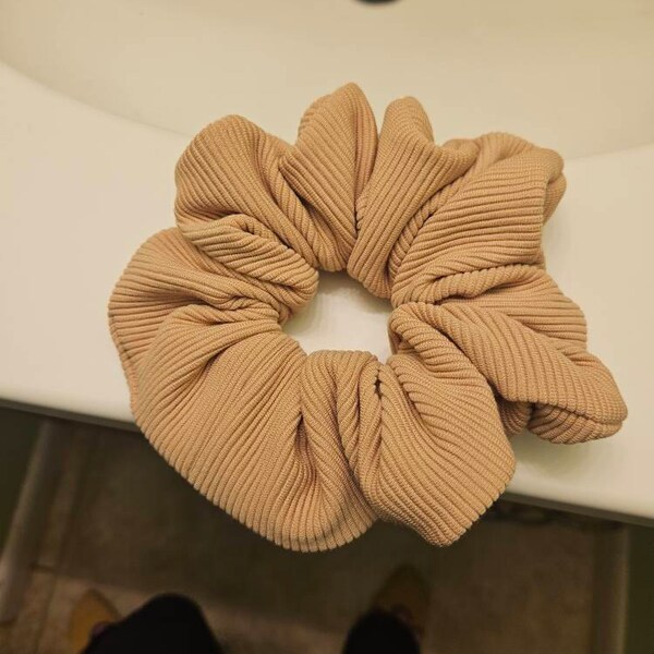 Butterfly Scrunchie, Spring Scrunchies, Women’s Hair Accessories - Etsy