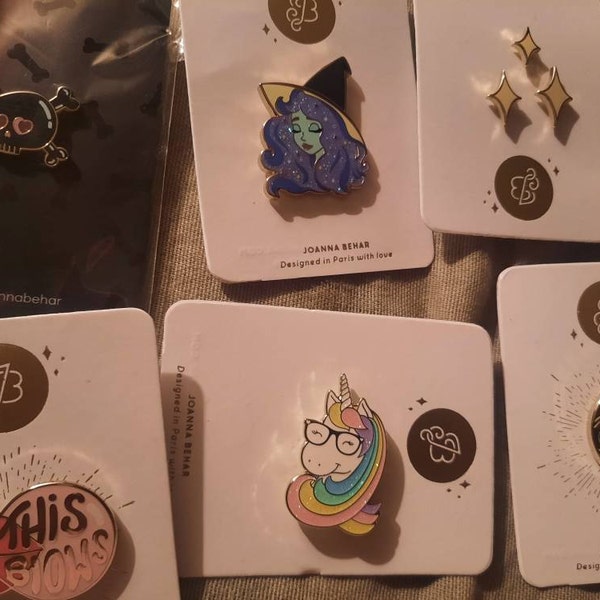 Sparkle Pin Set | Cute Sparkly Stars Brooch Set of 3 | Shiny Emoji Pin ...