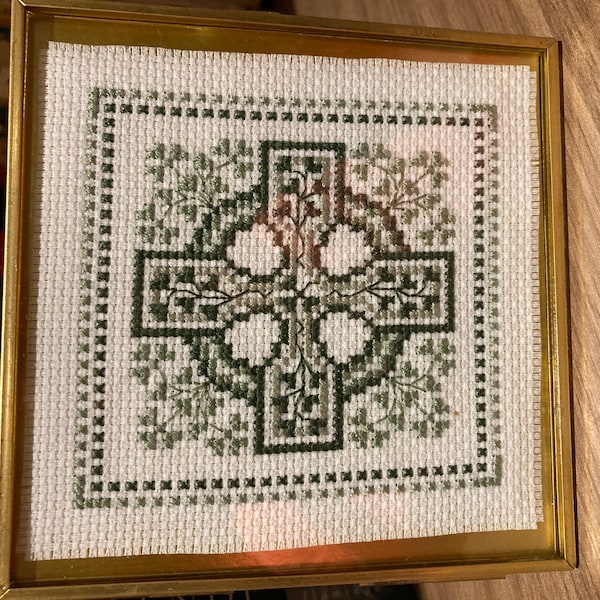 Shamrock Cross - Cross Stitch Pattern, Digital Download, PDF Pattern ...