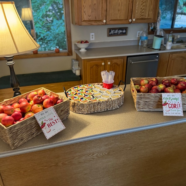 You Are Awesome to the Core Apple Sign, Staff Teacher Appreciation Week ...