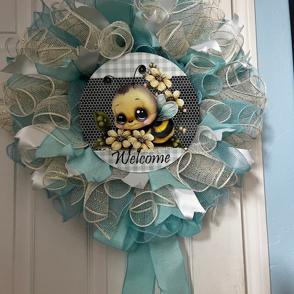 Round Bee Welcome Wreath Sign, Summer Bee Wreath Sign, Personalize It ...