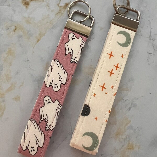 Handmade Glow in the Dark Ghost Keychain (pink) - Spooky and Stylish ...