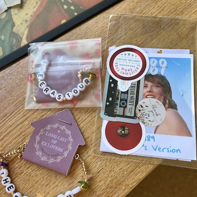 Don't Blame Me Taylor Swifty Handmade Friendship Bracelet - Etsy