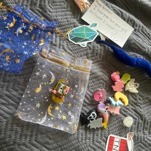 Game Figurine Keychains - Pandas, Ocelot, Pig, Goat, Zombie & Chicken ...