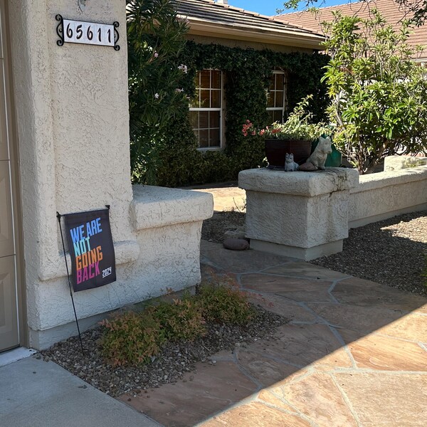 Crow and Raven Peanut Necklace, Blackberry Hat, Funny Bird Glass ...
