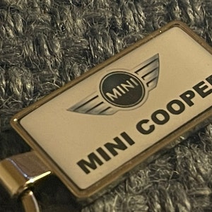 Custom usa square type number plates keychain any car model | Etsy