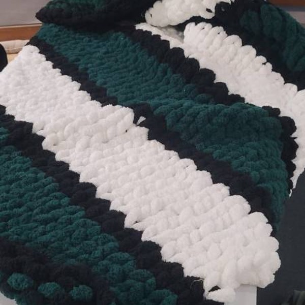 SALE! 36 Colors AVAILABLE, Spring Colors, Chunky Yarn, Arm Knitting ...