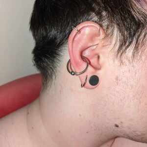 14K Gold Spike Pyramid Labret Stud Lip Jewellery, Lip Piercing Tragus ...