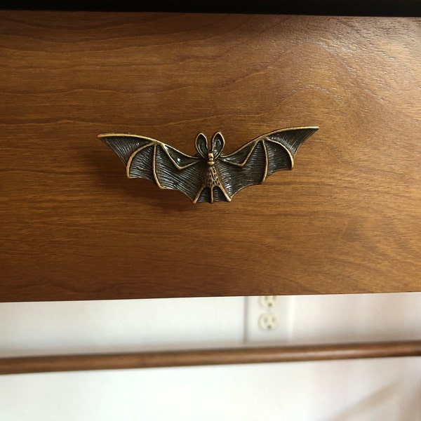 Bat Drawer Knobs / Bat Cabinet / Gothic Home Decor / Animal Shaped ...