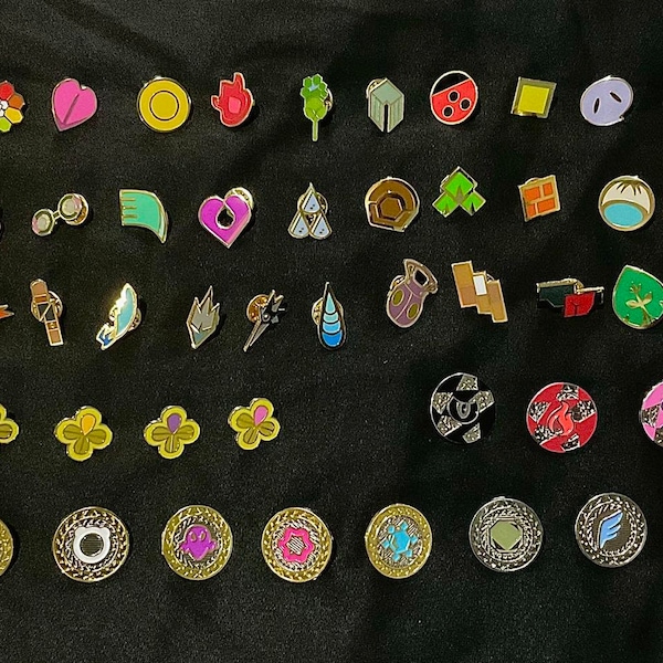 Framed Collection Complete Pokemon Badges Kanto/johto/hoenn/sinnoh ...