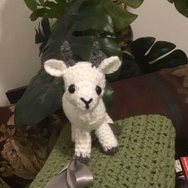 Merlin the Goat Pattern- Goat Amigurumi Pattern, Crochet Goat (DIGITAL ...