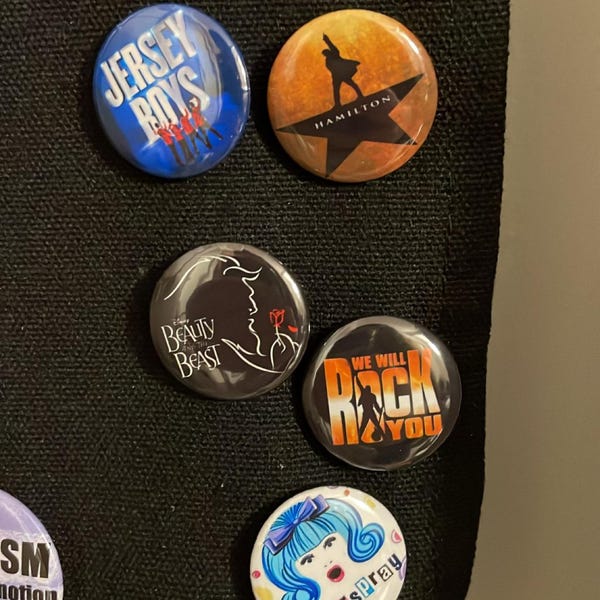 SHY GUY Enamel Pin Badge Super Mario Pin Shy Guy Gifts Mario Fan ...